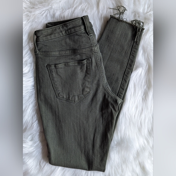 Universal Thread | Jeans | Nwot Universal Thread Olive Green Destroyed ...
